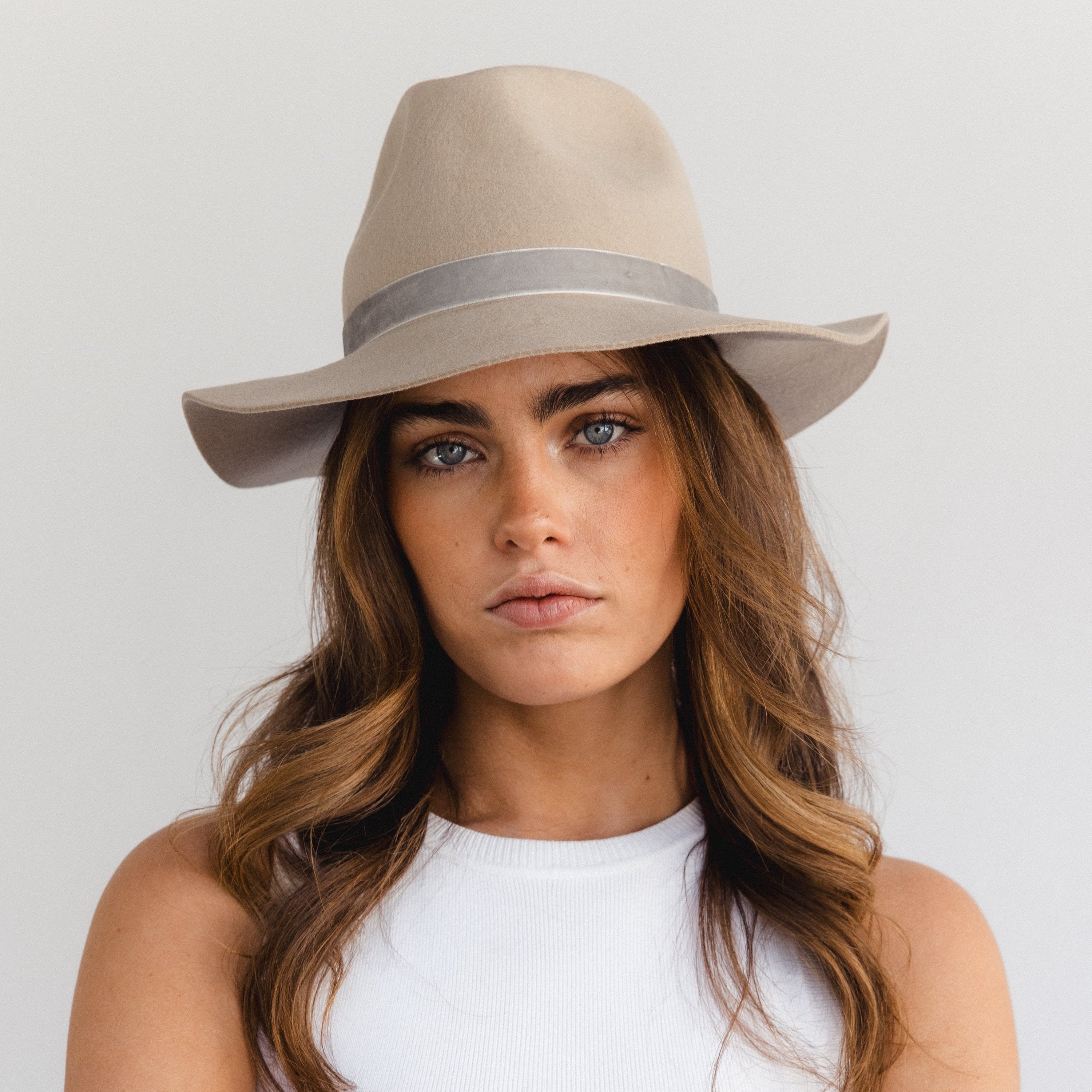 PIPPA | 100% Merino Wool Hat | Crushable | UPF50+ | Dove Grey – Mason Hats